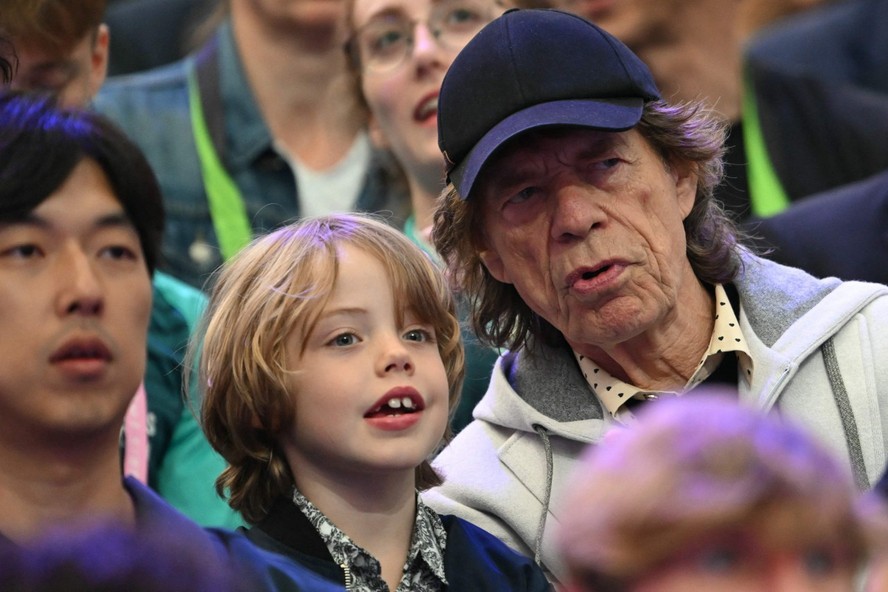 Mick Jagger assiste à esgrima nas Olimpíadas de Paris 2024 com filho ...