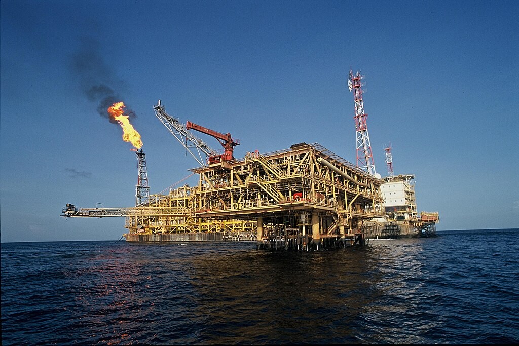 Brasil bate recorde na produção de petróleo