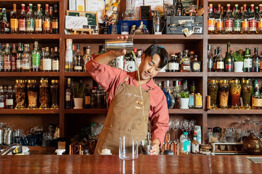 Bistrô do MAC recebe premiado bartender da Coreia do Sul