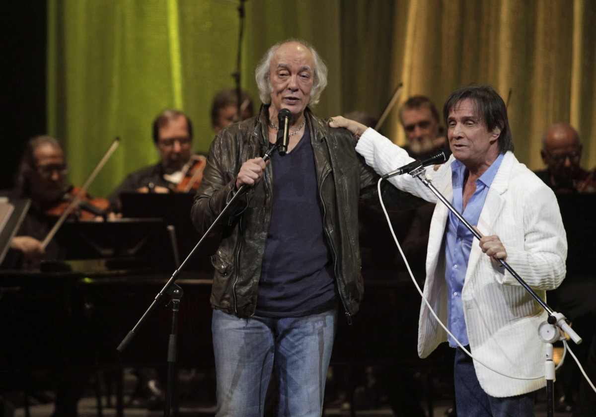 Símbolo da parceria entre Erasmo e Roberto, canção 'Amigo' ficou na ...