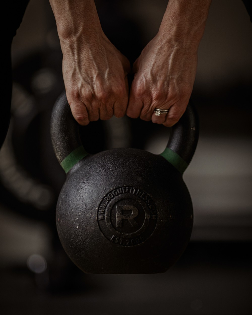 Se você quer ficar mais forte, a rotina nos exercícios é o inimigo; entenda