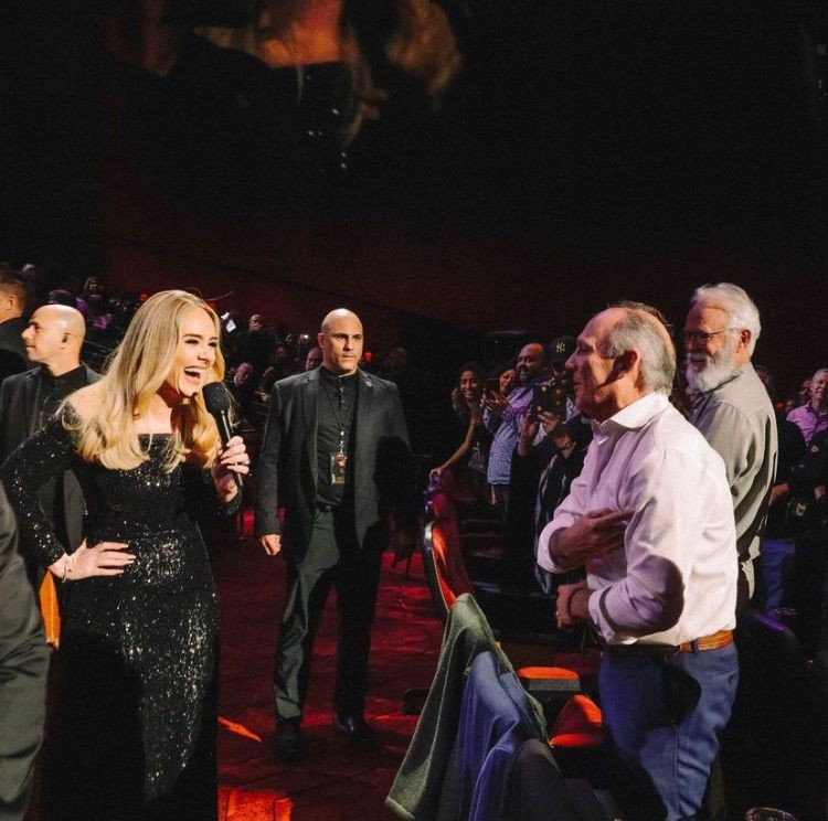 Adele gravou um álbum 'secretamente' e deve lançá-lo nas próximas ...