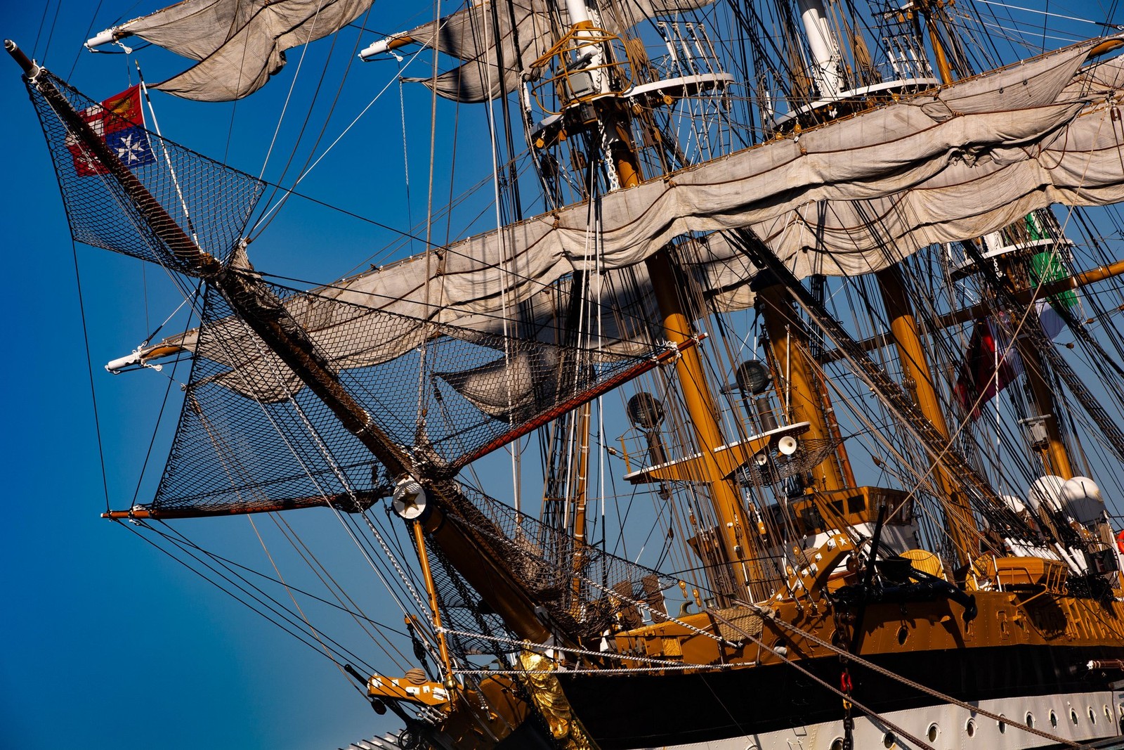 Visitamos o ‘navio mais bonito do mundo’, aberto aos cariocas até ...