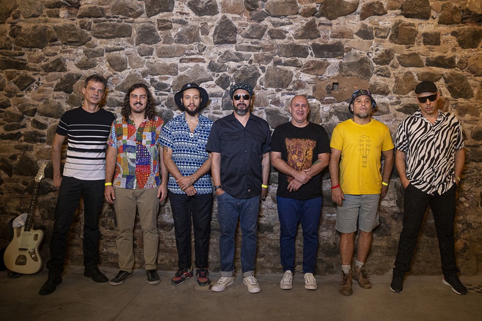 Mombojó e Los Sebosos Postizos levam versões autorais de Alceu Valença ...