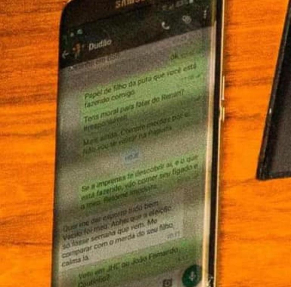 Como Eduardo Bolsonaro se referia ao irmão Jair Renan em 2017