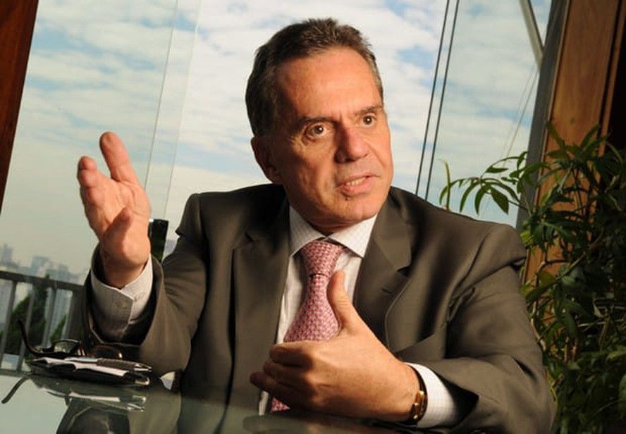 Entenda o que aconteceu com o Banco Santos, fundado pelo empresário ...