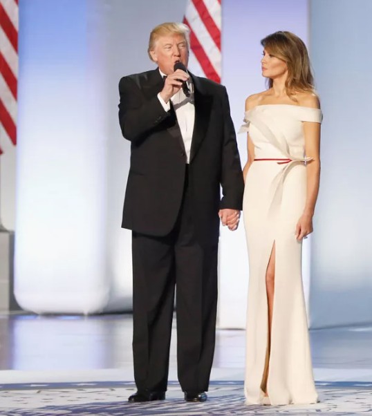 Ausente em posse de Trump, Michelle Obama 'reaparece' e exalta Martin ...