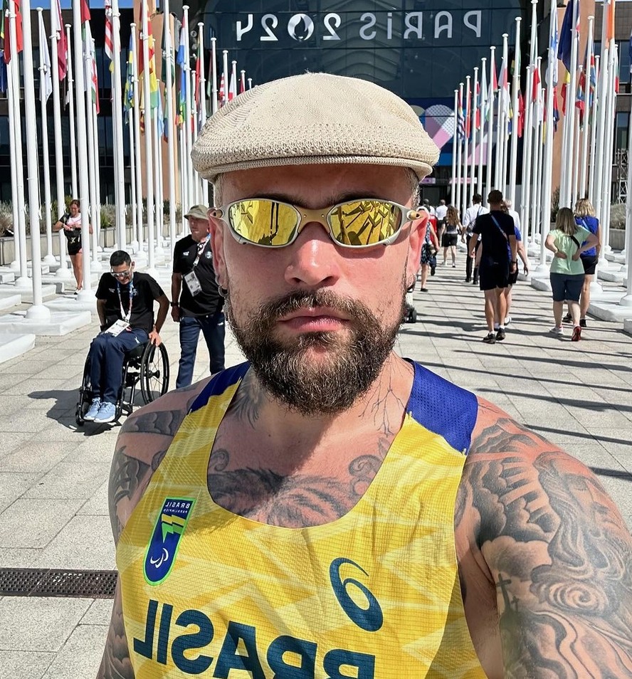 Paralimpíadas: atleta e ex-BBB Vinicius Rodrigues celebra chegada na ...