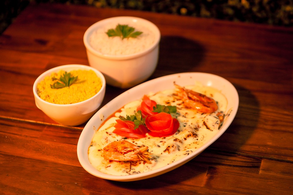 Festival em Pedra de Guaratiba tem frutos do mar, pôr do sol musical e ...