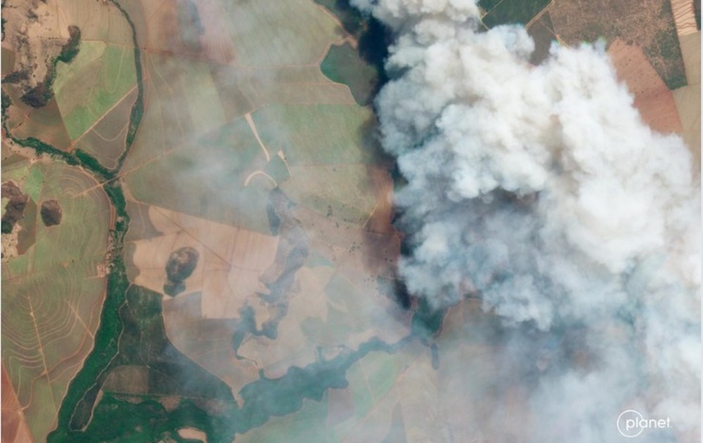 Imagens de satélite mostram terra arrasada pelas queimadas no interior ...