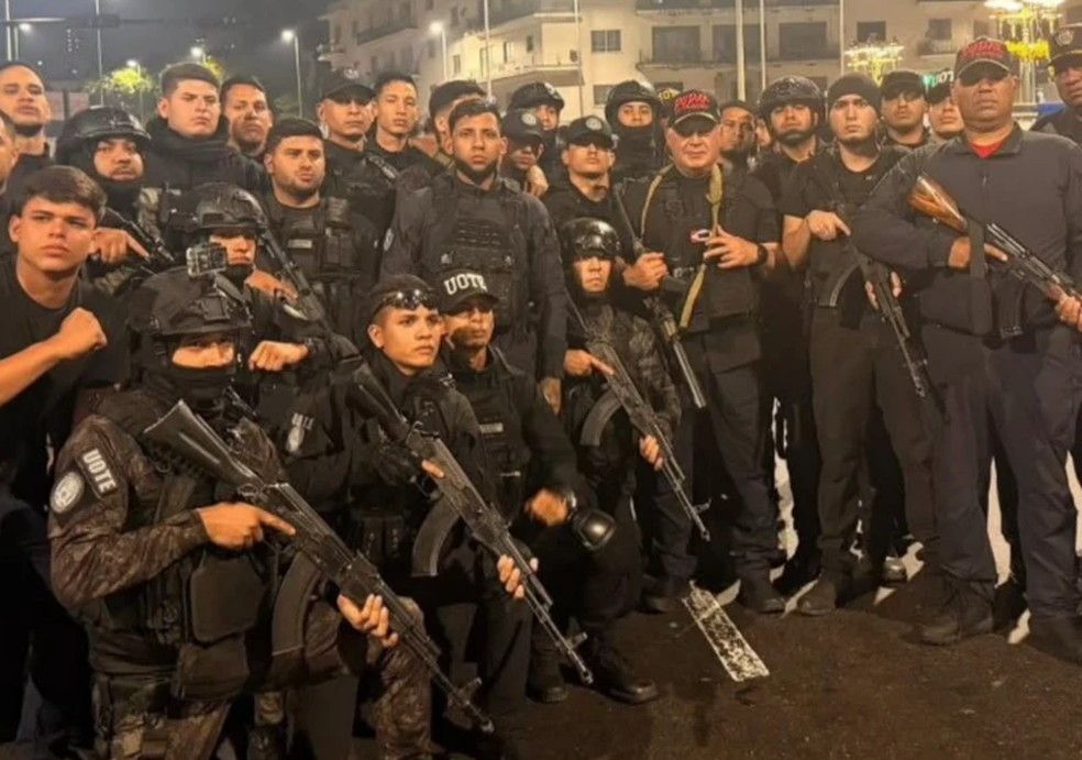 Venezuela vive sob vigilância de grupos armados leais ao chavismo após ...