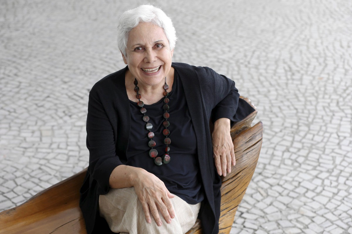 Anna Maria Maiolino vai receber o Leão de Ouro na 60ª Bienal de Arte de ...