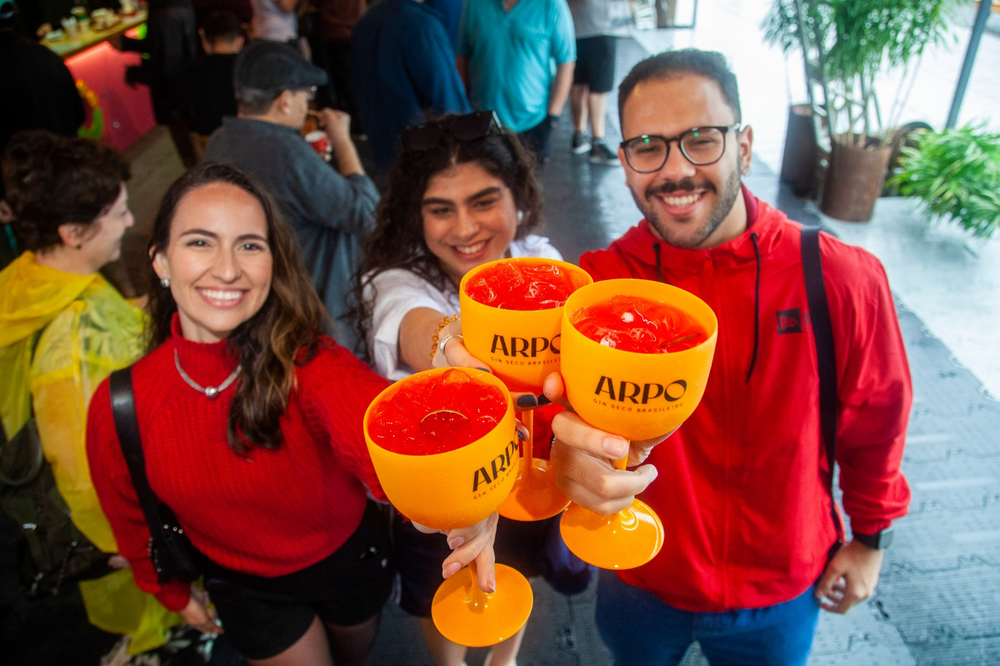 Sextou! Clima de bar no Rio Gastronomia é palco de grandes encontros e ...