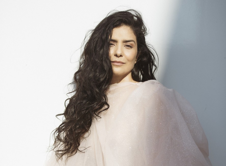 'Quando resgatei esses cachorrinhos, branquinhos, estavam morrendo ...