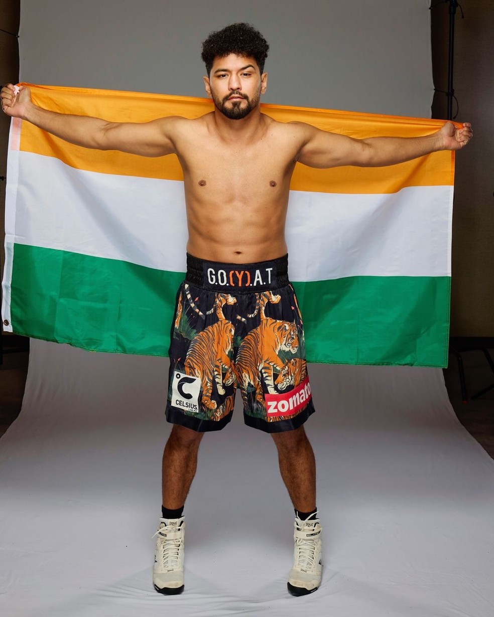 Após 'sarrada' em luta contra Whindersson Nunes, boxeador Neeraj Goyat ...