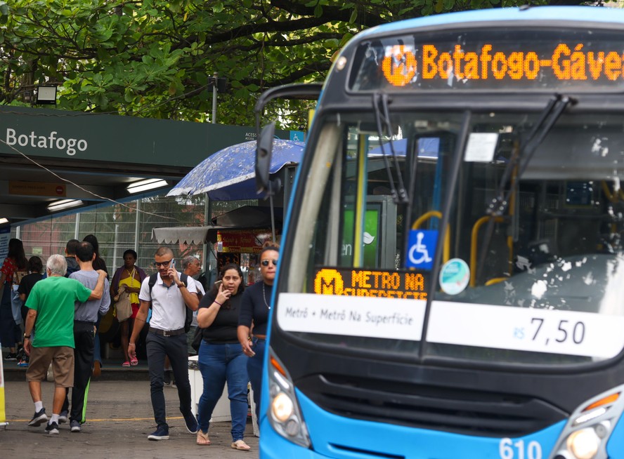 Metrô de Superfície acaba no dia 27, e conexão de ônibus nas estações ...