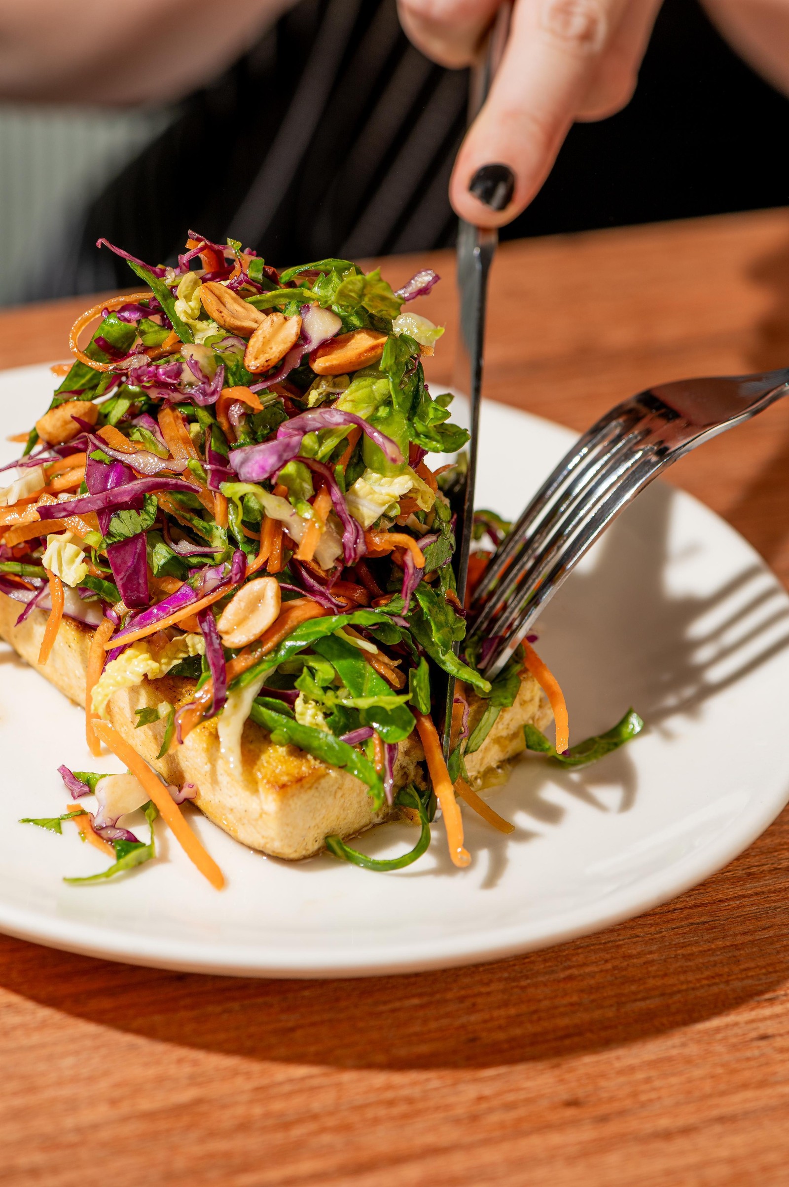Tofu de todas as formas: confira receitas servidas em restaurantes
