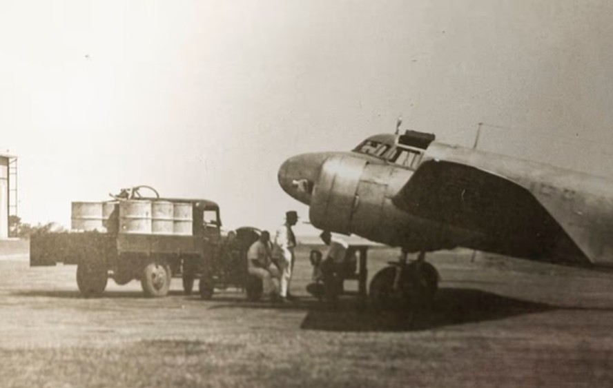 Pioneira da aviação: imagens raras de Amelia Earhart antes de voo ao ...