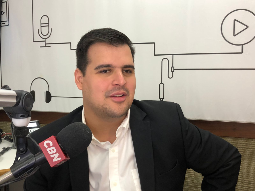 Com apoio de Bolsonaro, Engler diz que é único candidato de direita em ...