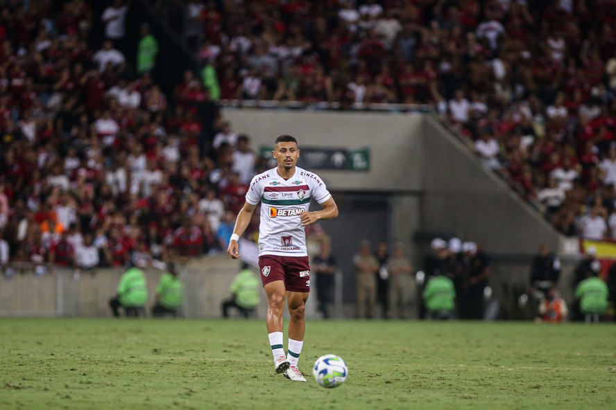 André dá como certa saída do Fluminense para futebol inglês e vive ...