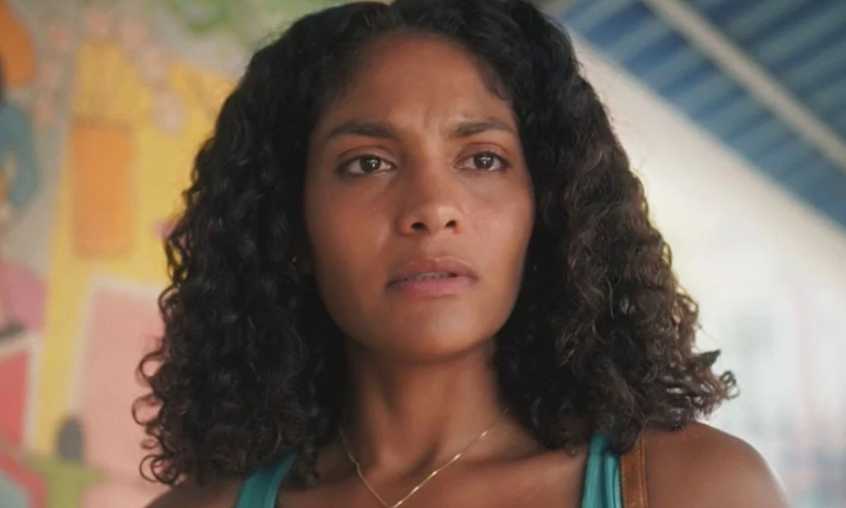 ‘Terra e paixão’: Aline fica fora de si e invade fazenda de Antônio ...