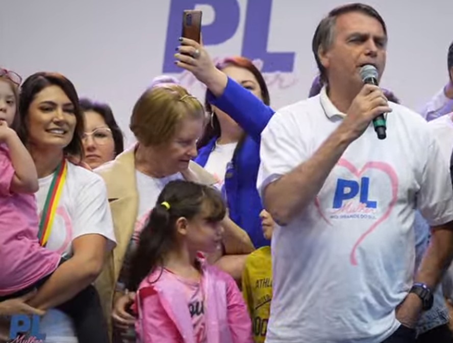 Bolsonaro ganha na Mega Sena e tem sua primeira vitória em 5 anos