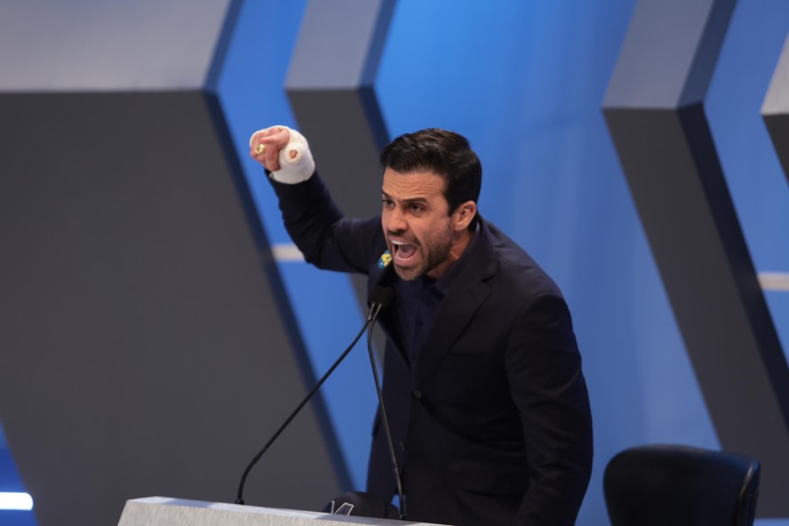 Marçal recua entre bolsonaristas, evangélicos, jovens e homens após ...