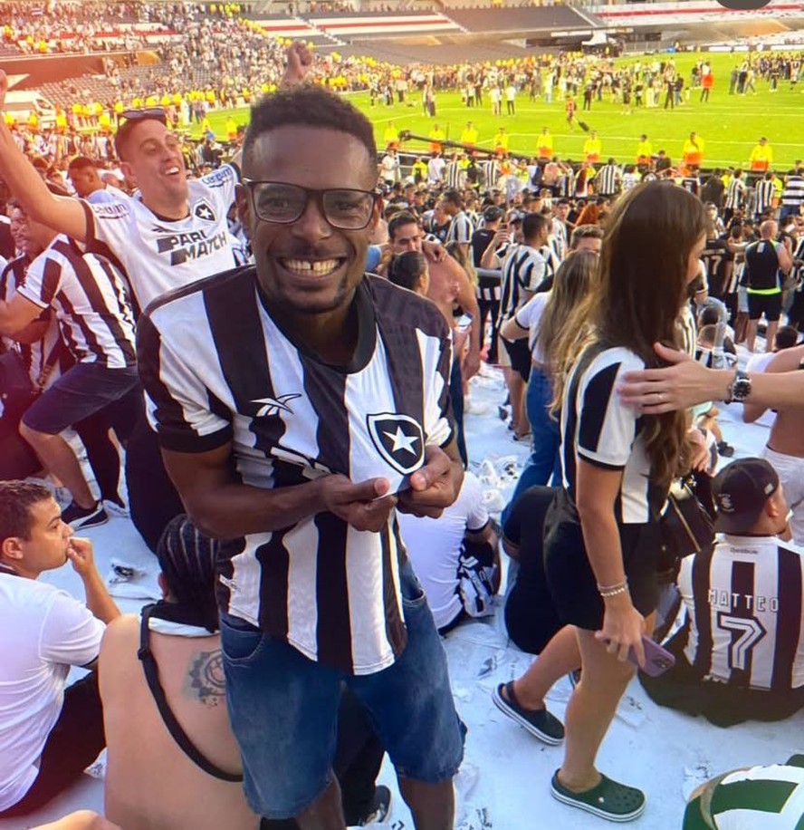 Universitário pede moto de aplicativo para voltar do trabalho e é ...