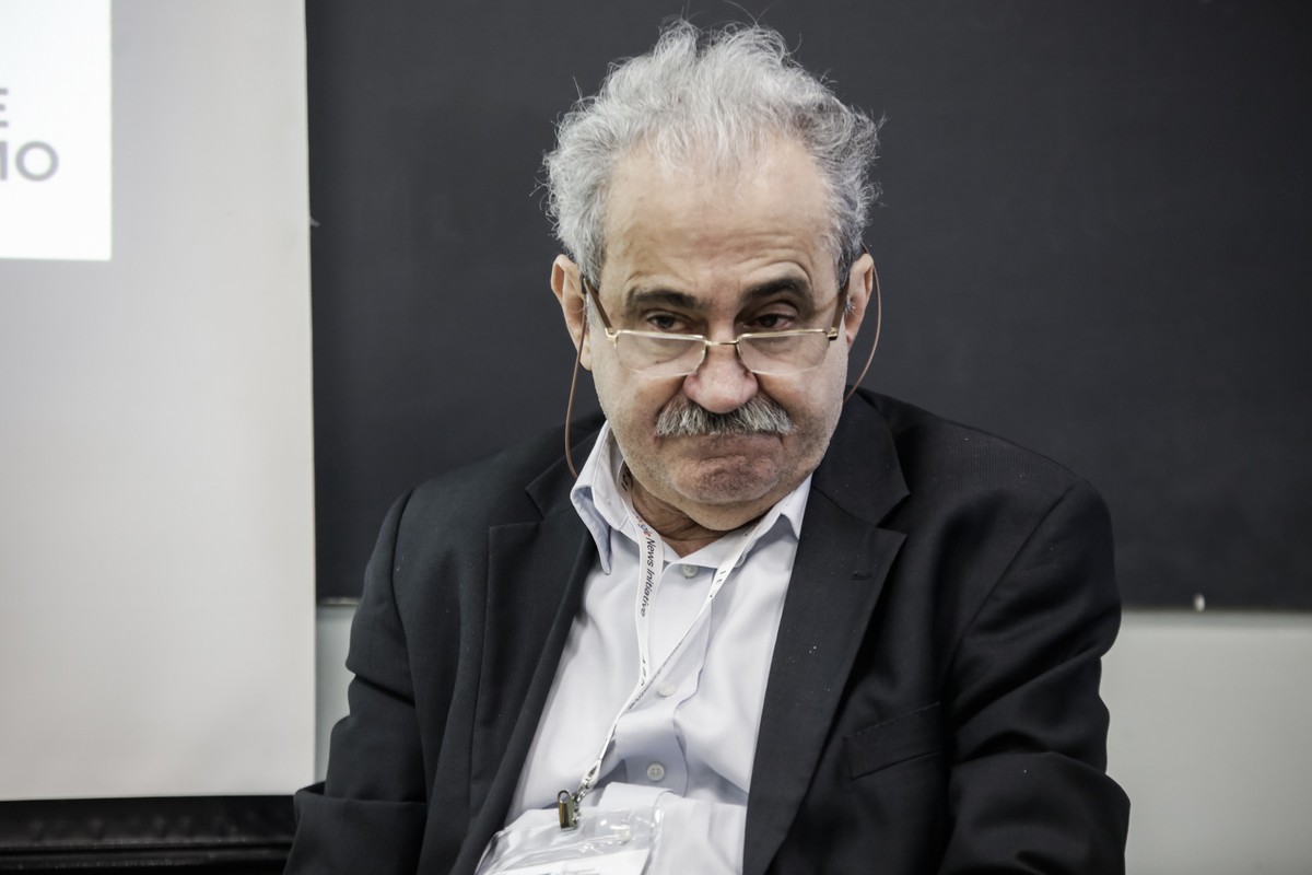 A biblioteca do Ancelmo