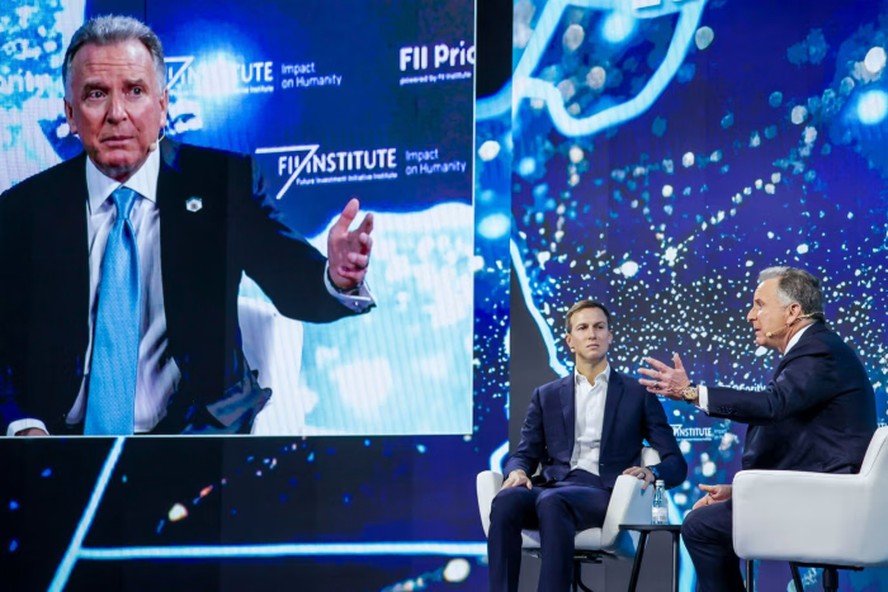 Enviado dos EUA no Oriente Médio e genro de Trump discutem convocar ...