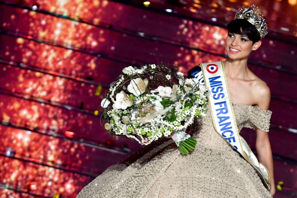 Miss França 2024: conheça Eve Gilles, modelo 'andrógina' que fez ...