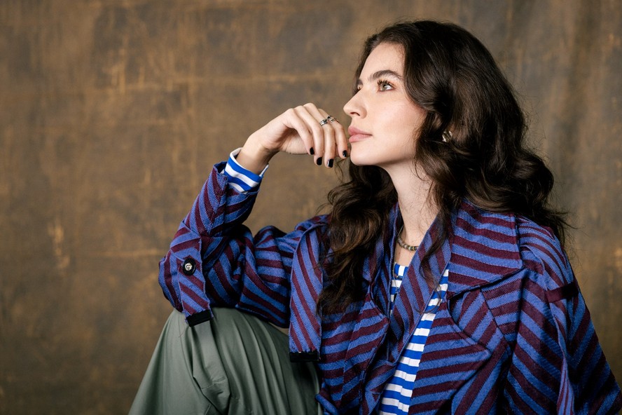 Alanis Guillen diz que se identifica com personagem de 'Três graças ...