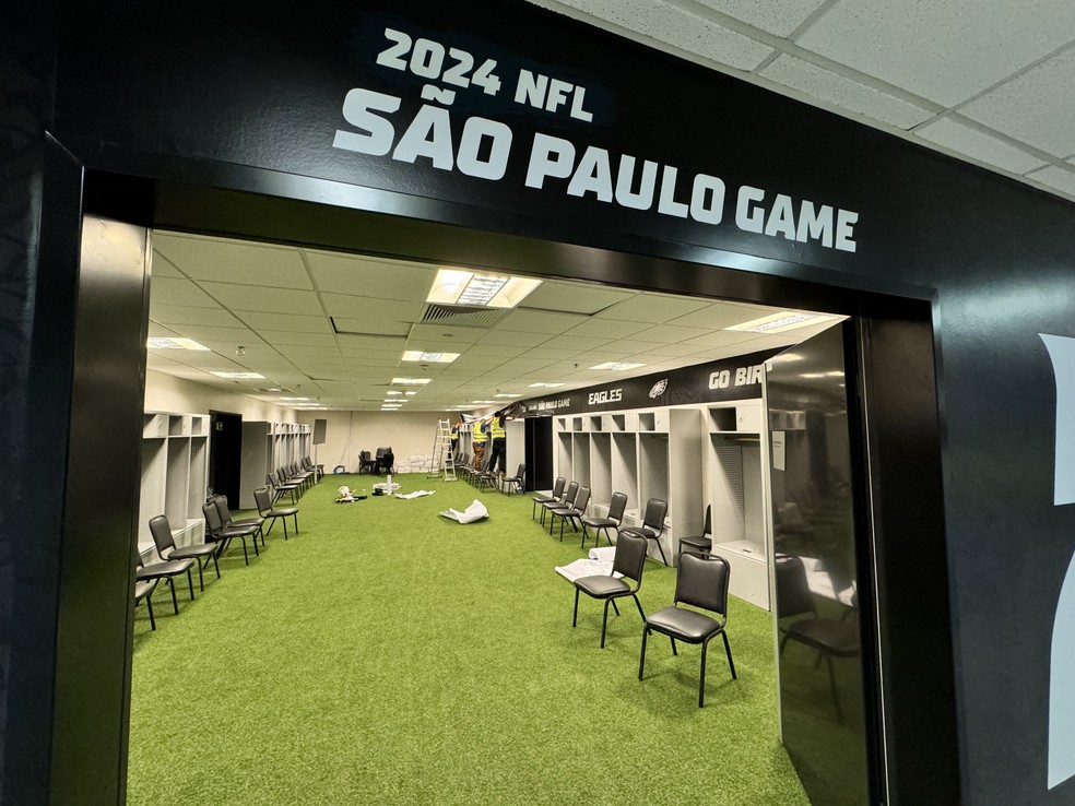 NFL: estádio do Corinthians é envelopado para receber Eagles x Packers; veja fotos