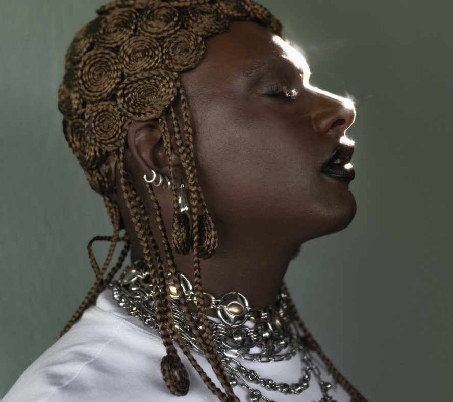 Liniker celebra sucesso de novo disco, que tem com faixas de 7 minutos ...