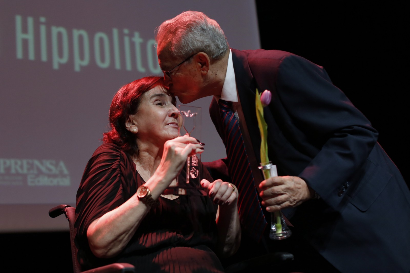 Morre Lucia Hippolito, aos 72 anos