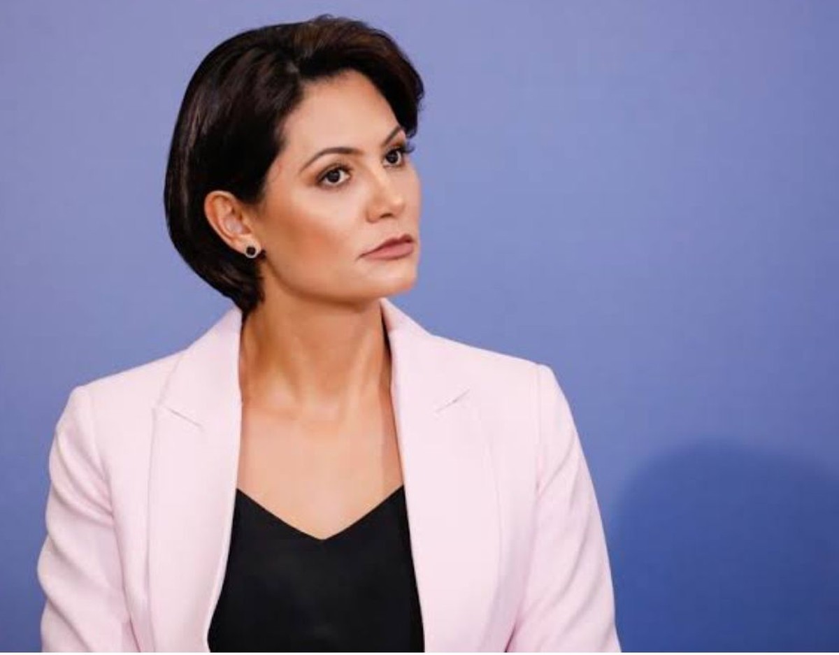 Por que Michelle Bolsonaro ignorou o depoimento do marido para STF