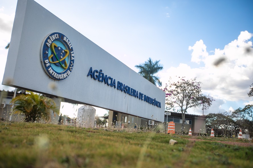 Abin paralela: relatório da PF vê tentativa de servidores de obter blindagem política no Congresso