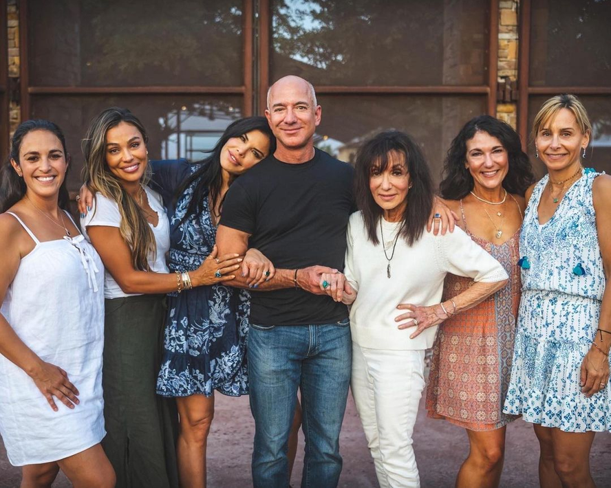 Mãe adolescente, investidora da Amazon e filantropa: conheça Jackie ...