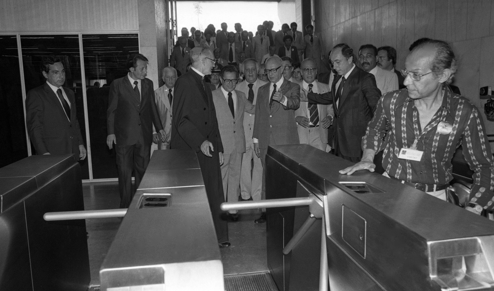 Nos 25 anos da concessão, metrô prevê expansão da Linha 2 para chegar à ...