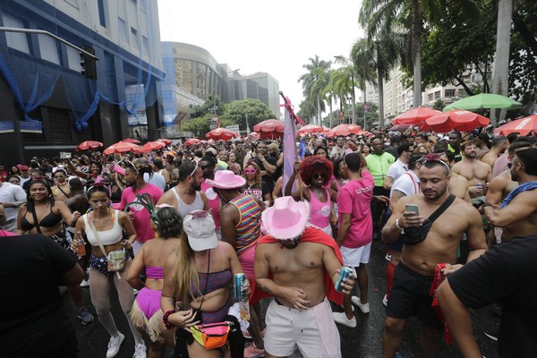 Vai chover na segunda de carnaval no Rio? Veja a temperatura da ...