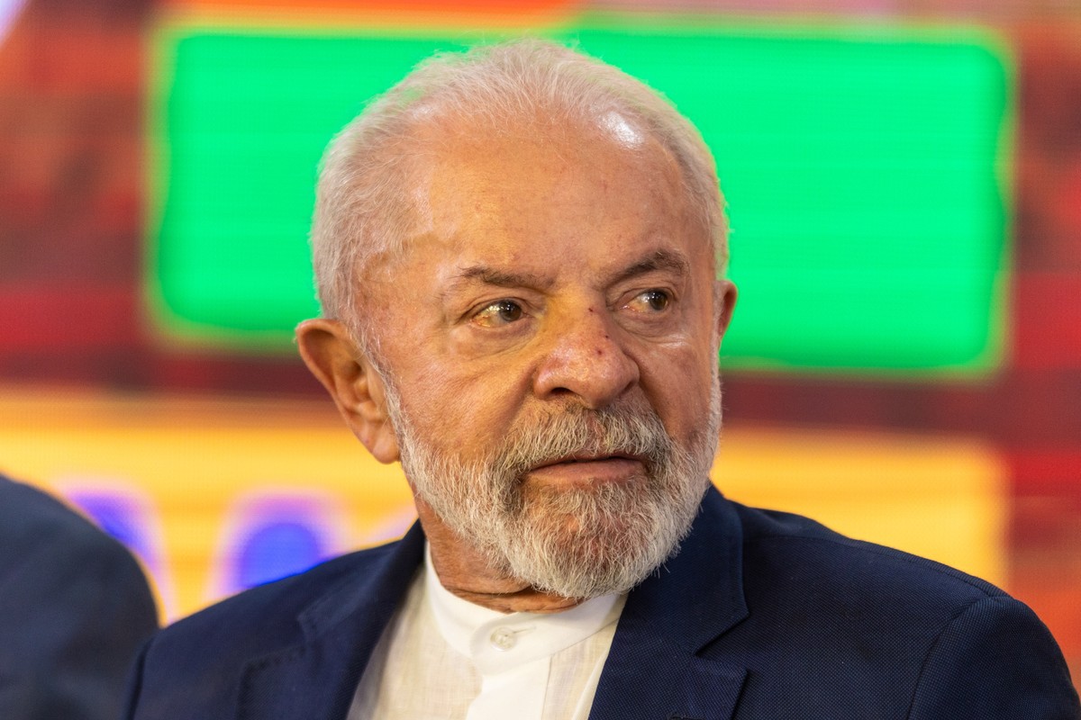'Se eu tiver do jeito que estou, serei candidato', diz Lula, que lidera ...