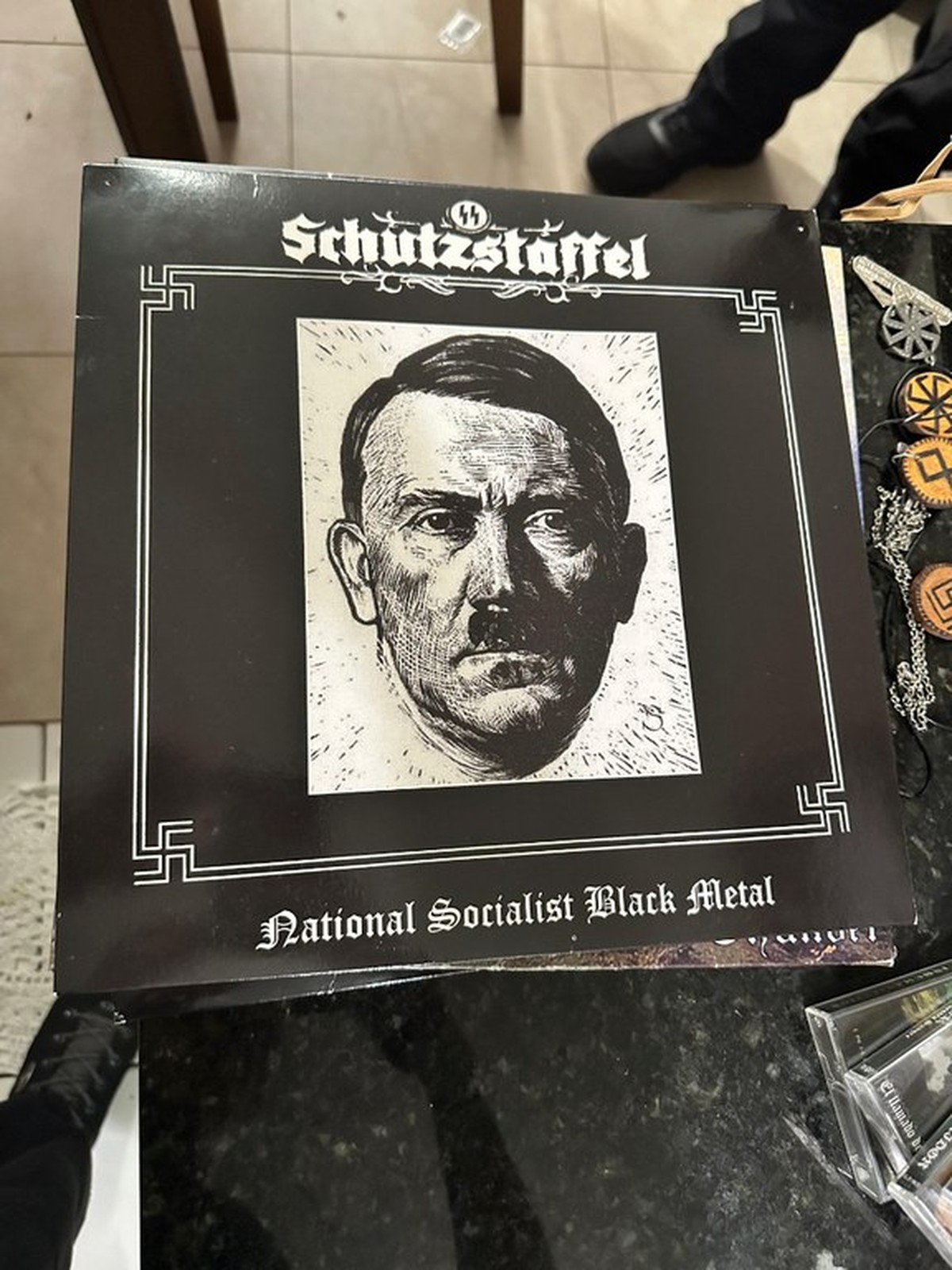 PF deflagra operação contra venda de discos de 'black metal nazista' no ...