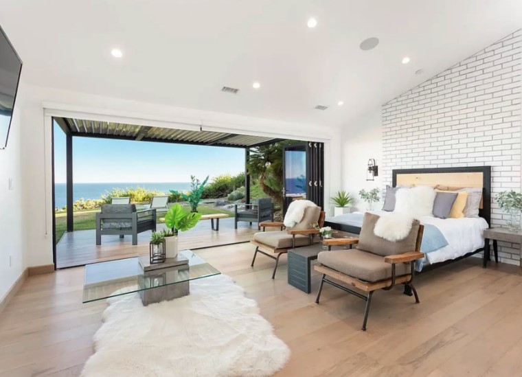 Fontes da polícia revelam novos detalhes da morte de Matthew Perry ...