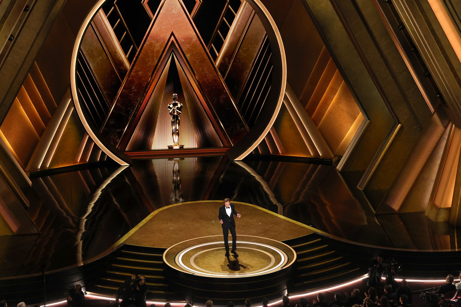 Oscar 2025: cenário da cerimônia é adaptado para apresentar indicados e ...