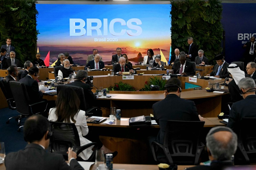Brics quer mudanças no FMI e no Banco Mundial