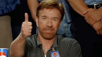 Fruto de traição, filha mais velha de Chuck Norris só foi reconhecida ...
