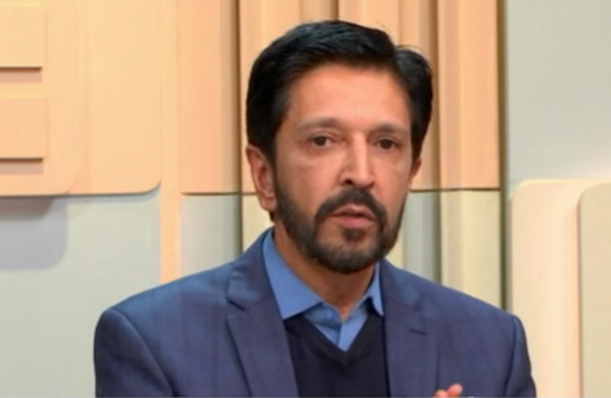 Nunes demite subprefeito indicado por vereador que apoiou Marçal