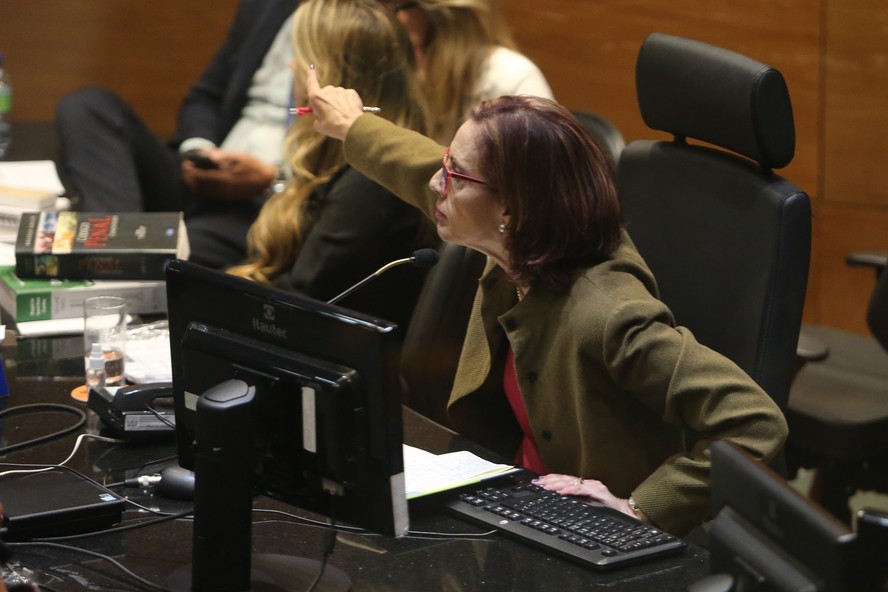 Caso Henry: juíza forma equipe de jurados e dá início a julgamento de ...