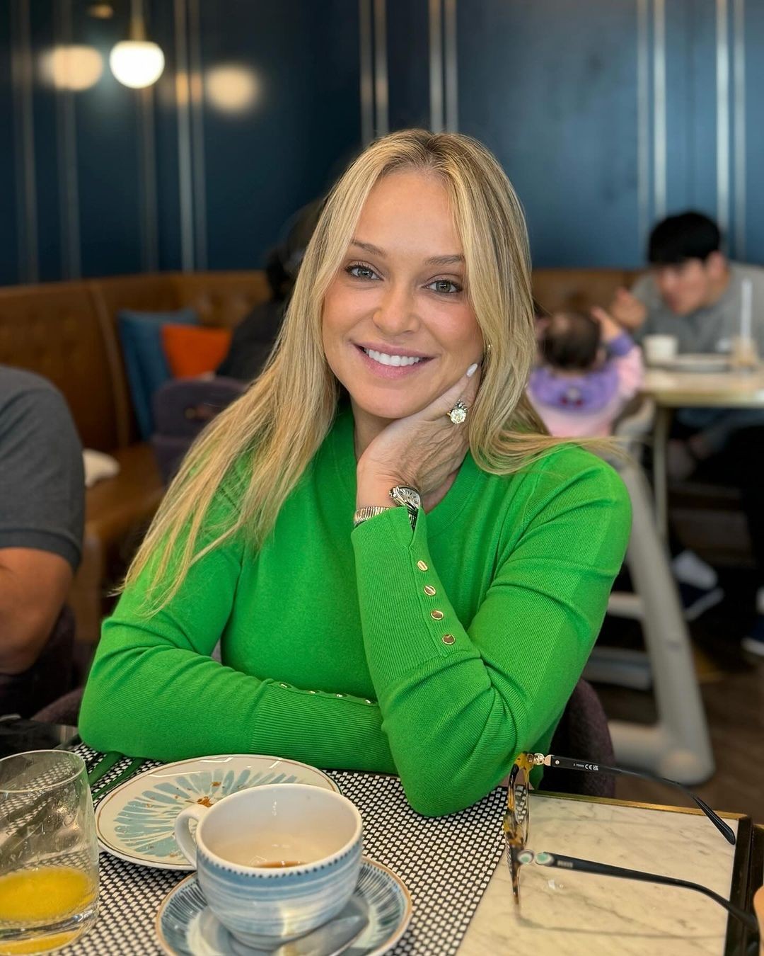 Empresária, artista plástica e fã número 1 da filha: conheça mãe de ...