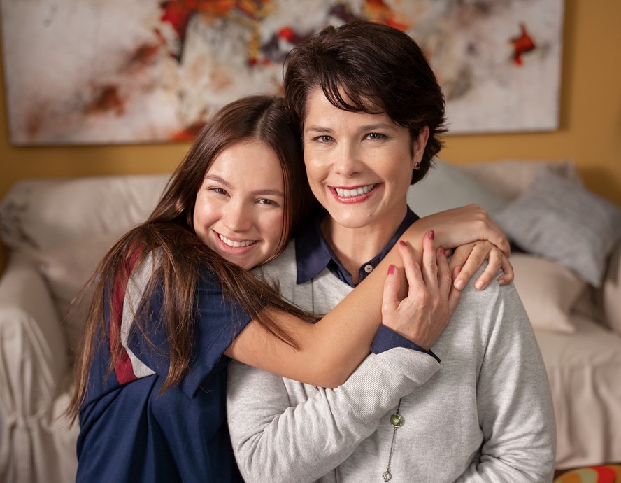 Samara Felippo e Bela Fernandes serão mãe e filha em novo filme do ...